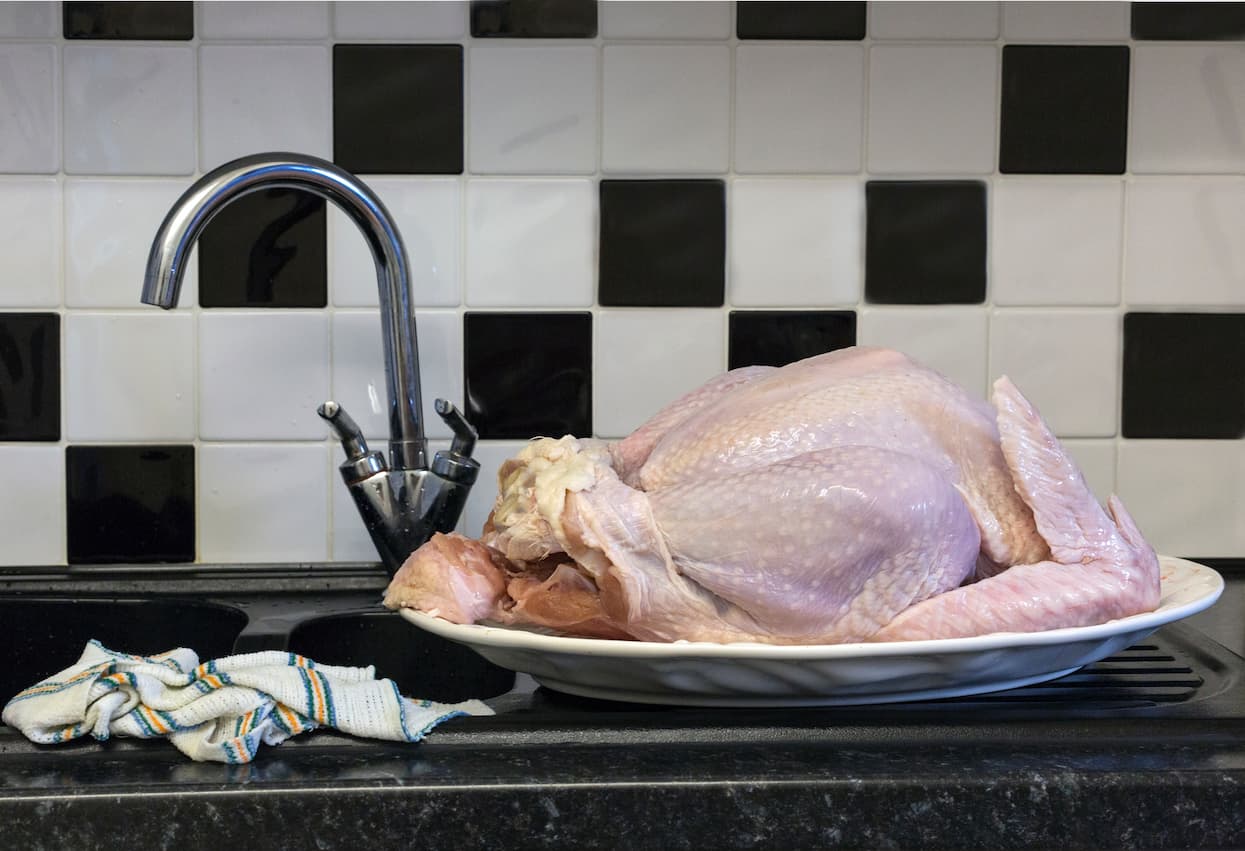 Which is an Approved Method of Thawing Frozen Food? How to Thaw Frozen Food